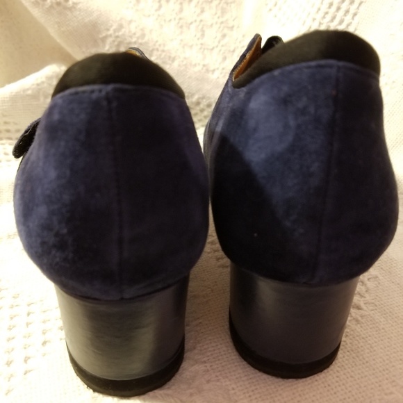 Earthies | Shoes | Earthies Bondy Wedge 1 B Navy Blue Suede Low Heel ...